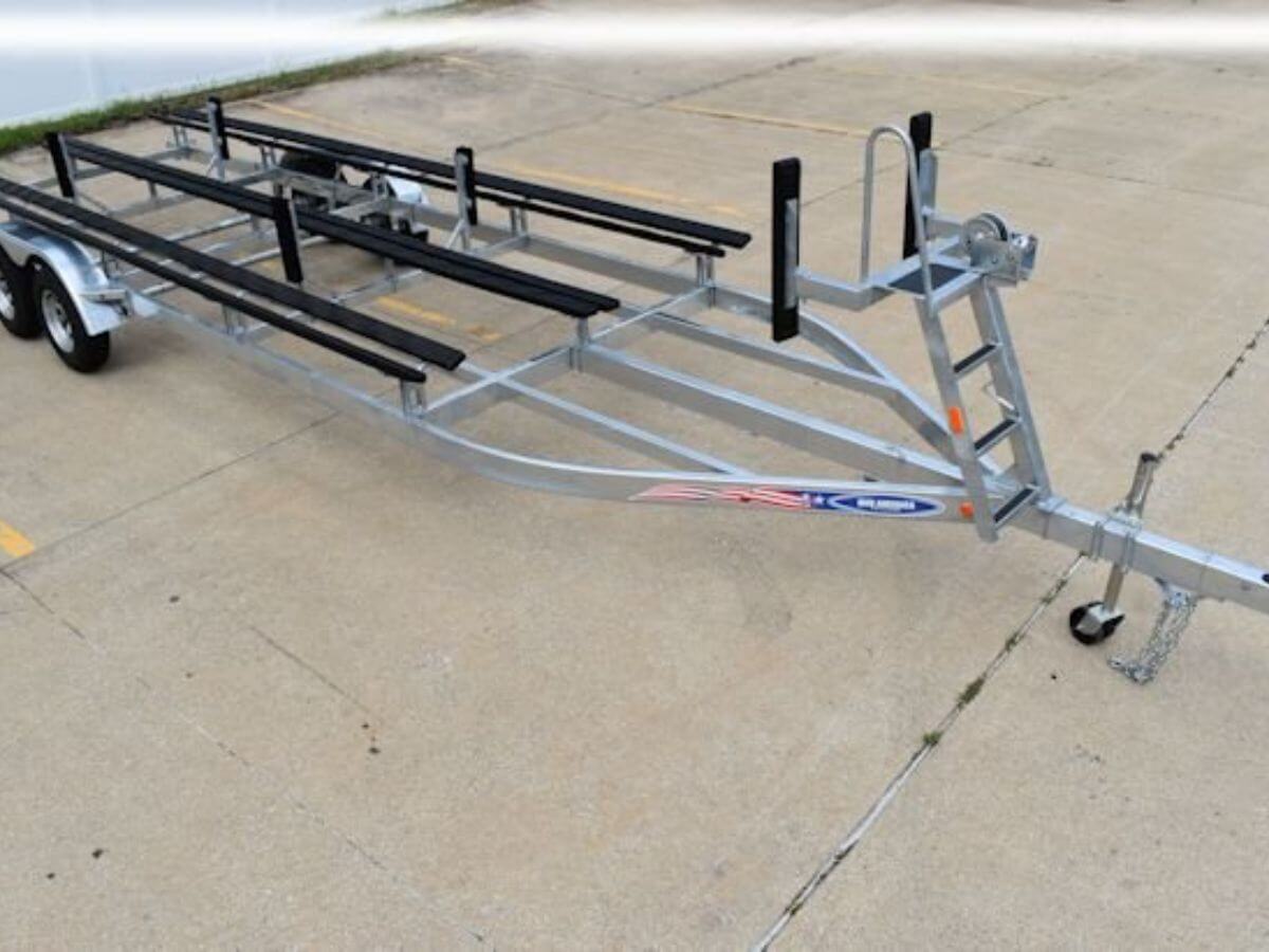 8 Different Boat Trailer Types | Rhinotrail