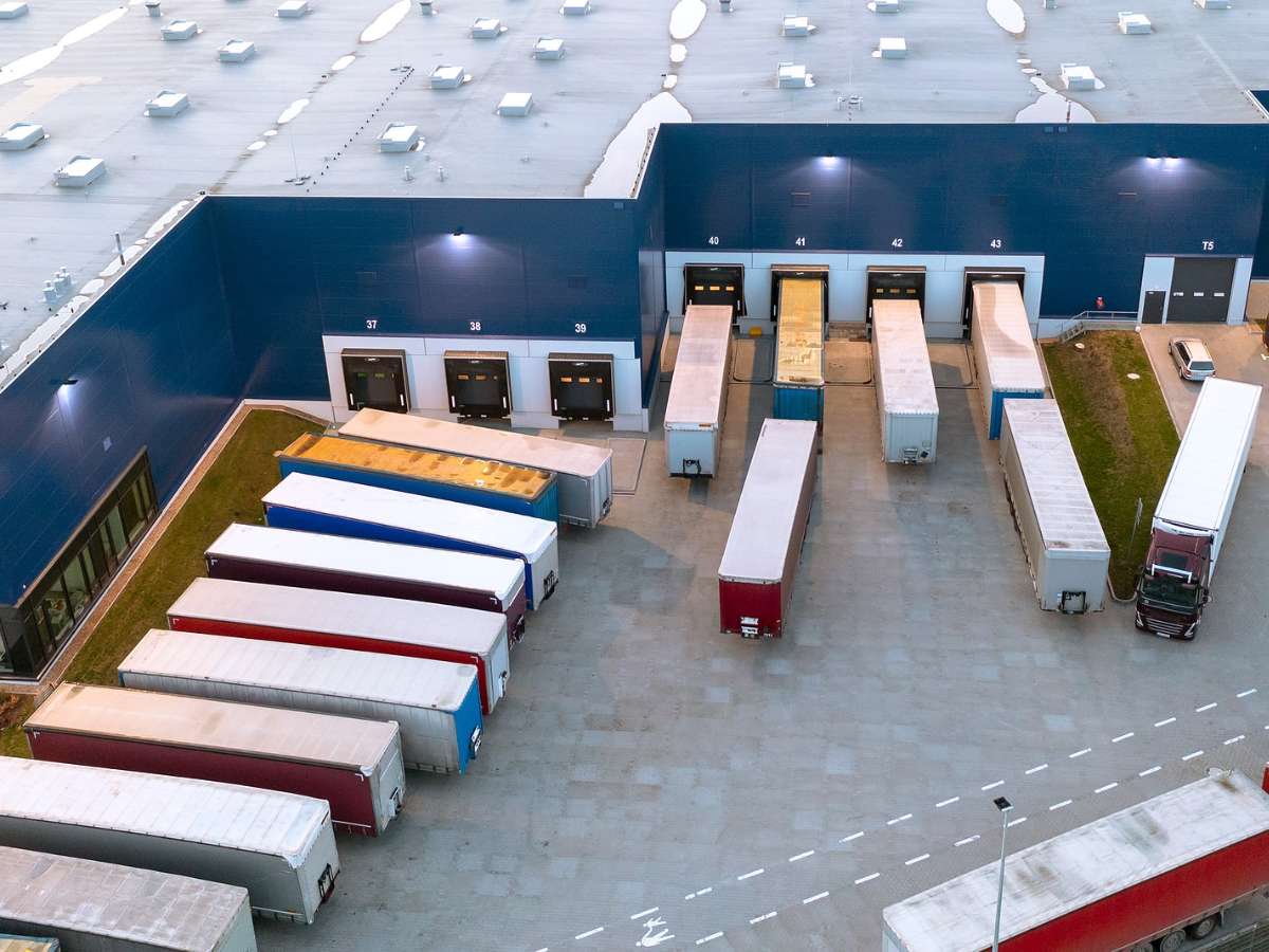 10 Different Types Of Semi Trailer | Rhinotrail