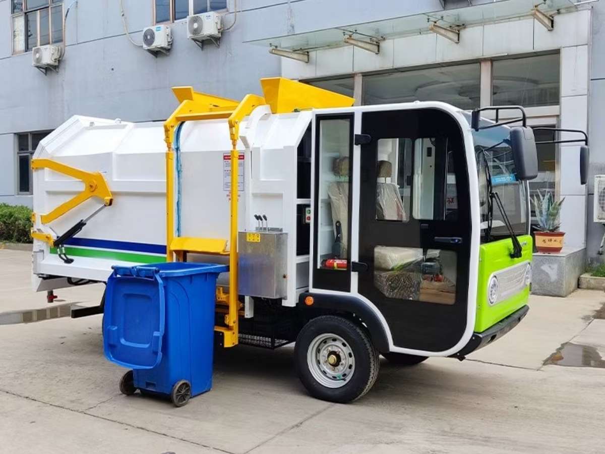 7 Different Types Of Garbage Trucks | Rhinotrail