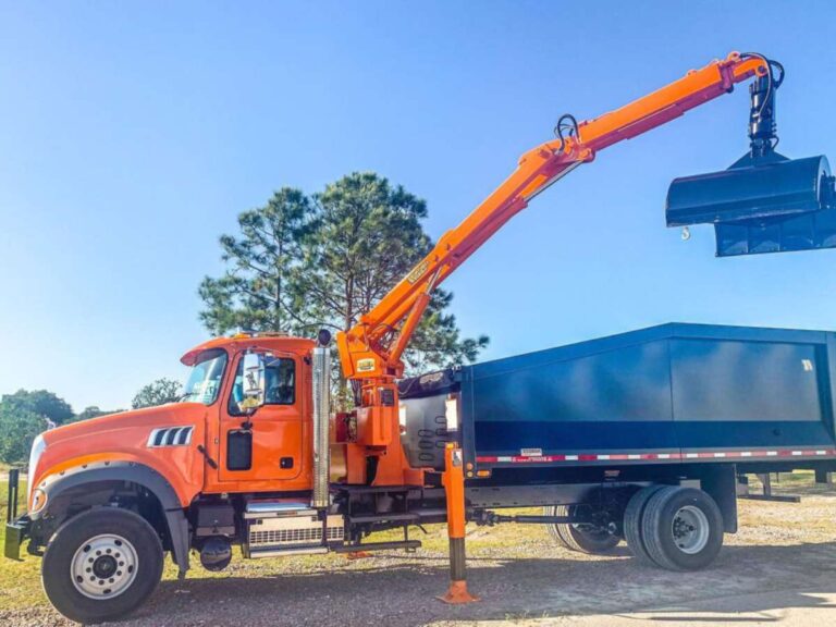 7 Different Types Of Garbage Trucks | Rhinotrail