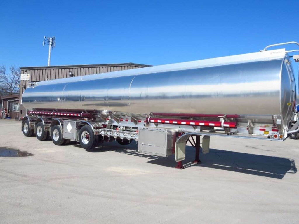 7 Different Types Of Tanker Trailers | Rhinotrail