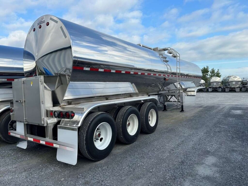 7 Different Types Of Tanker Trailers | Rhinotrail