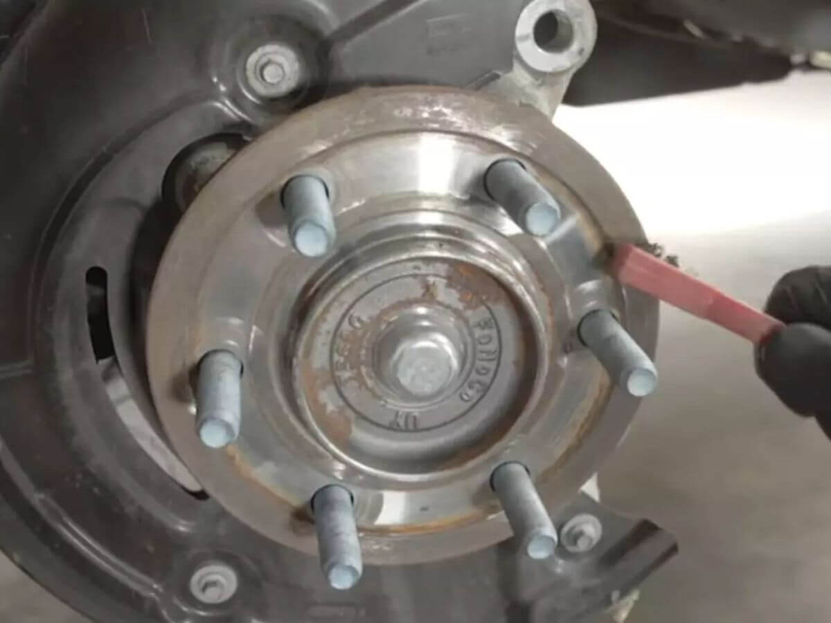 How To Build A Trailer Axle | Rhinotrail