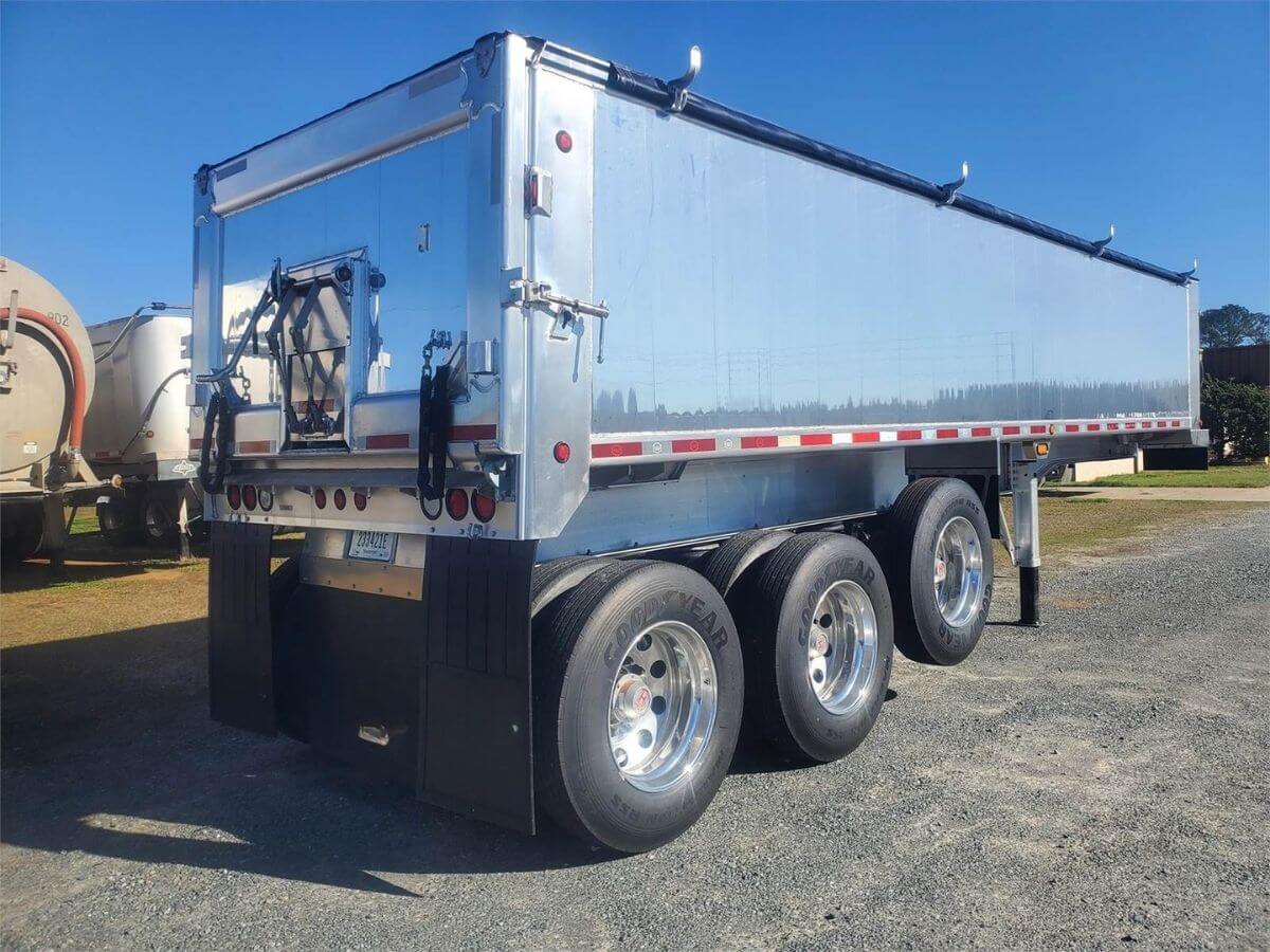 10 Different Types Of End Dump Trailers | Rhinotrail