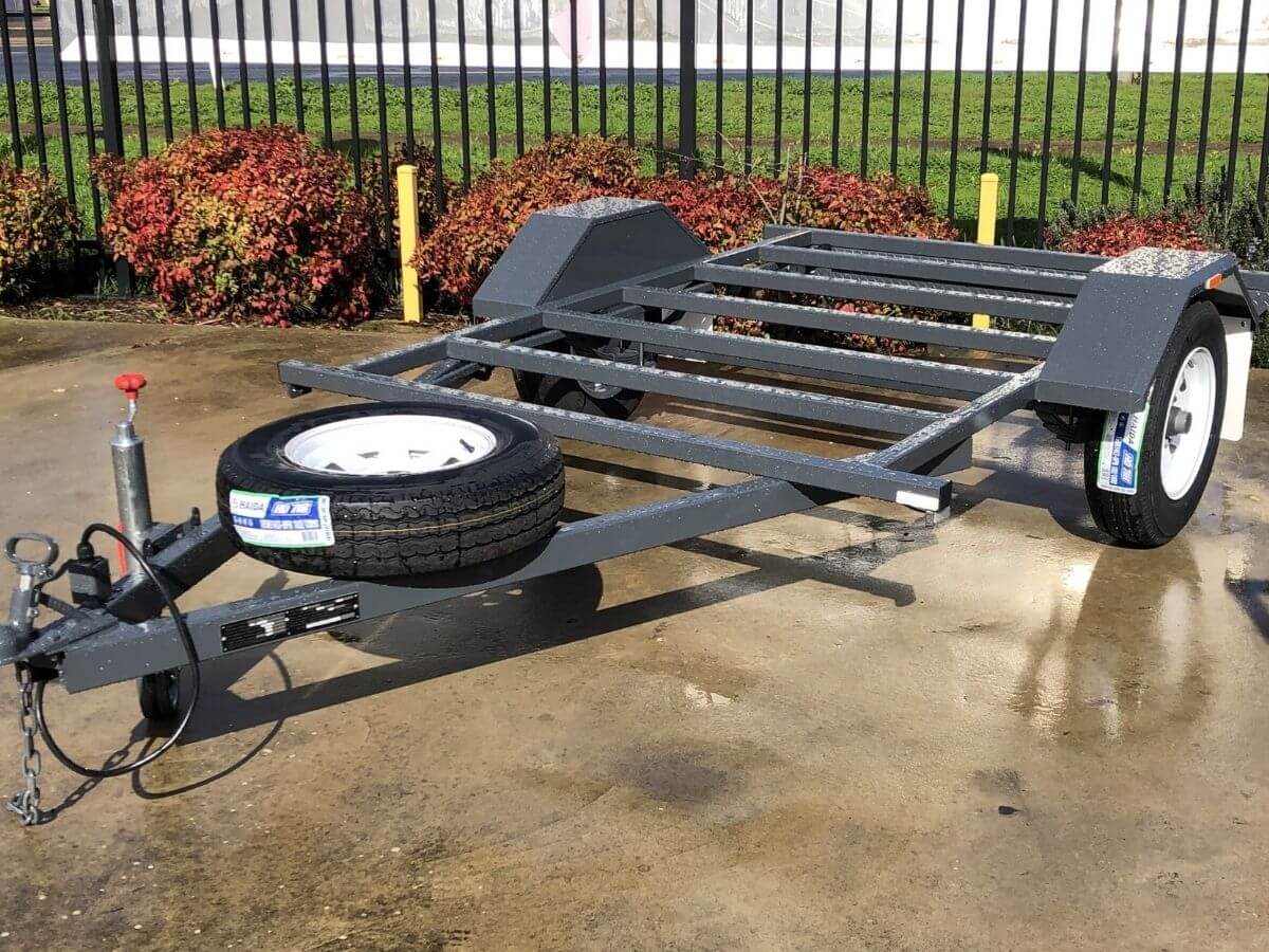 What Is A Chassis Trailer? | Rhinotrail