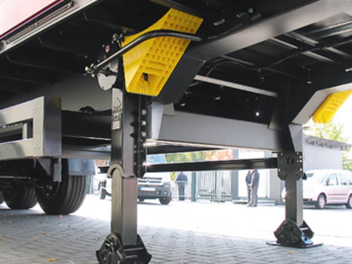 What Is A Container Trailer? | Rhinotrail