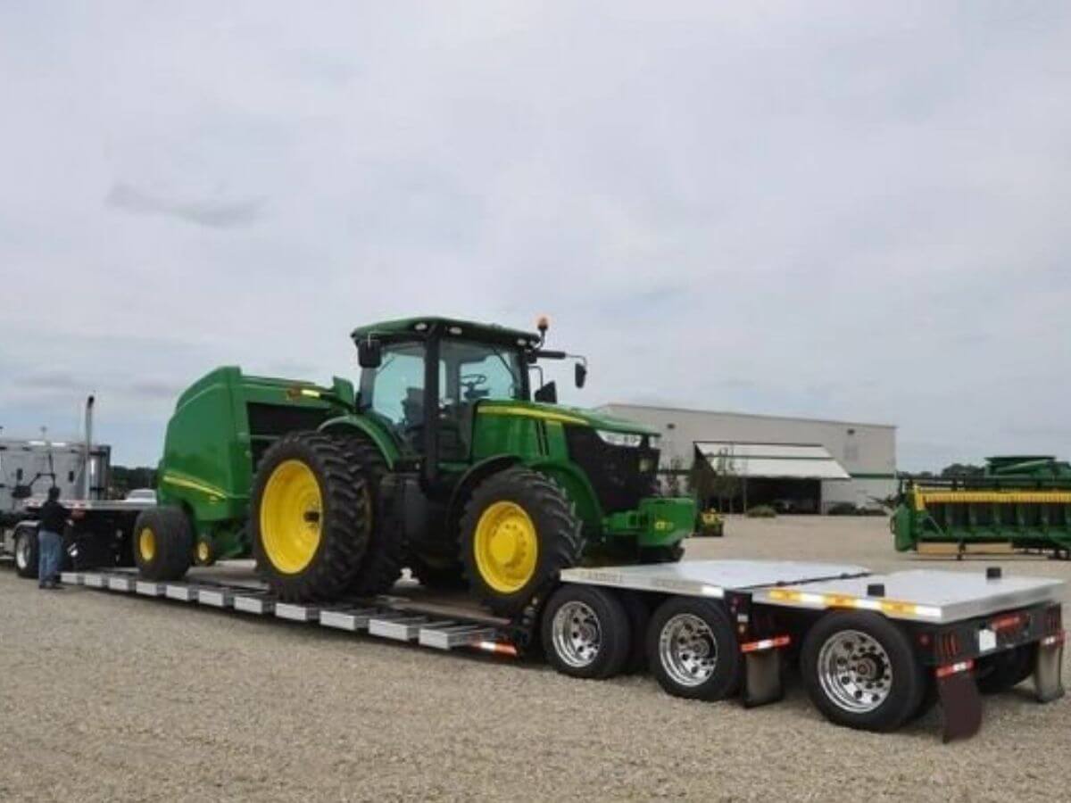 What Is A Removable Gooseneck Trailer | Rhinotrail