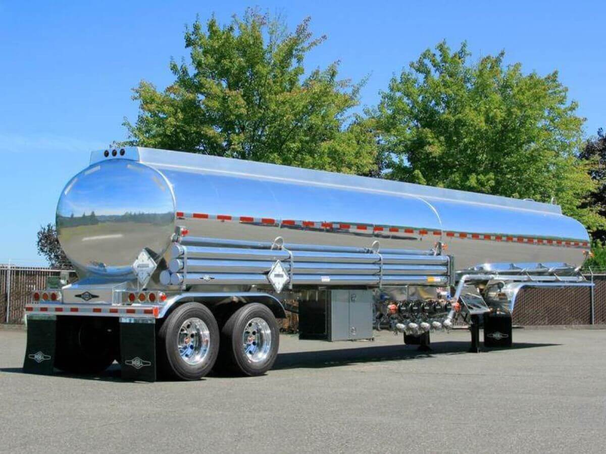 What Is A Tanker Trailer | Rhinotrail