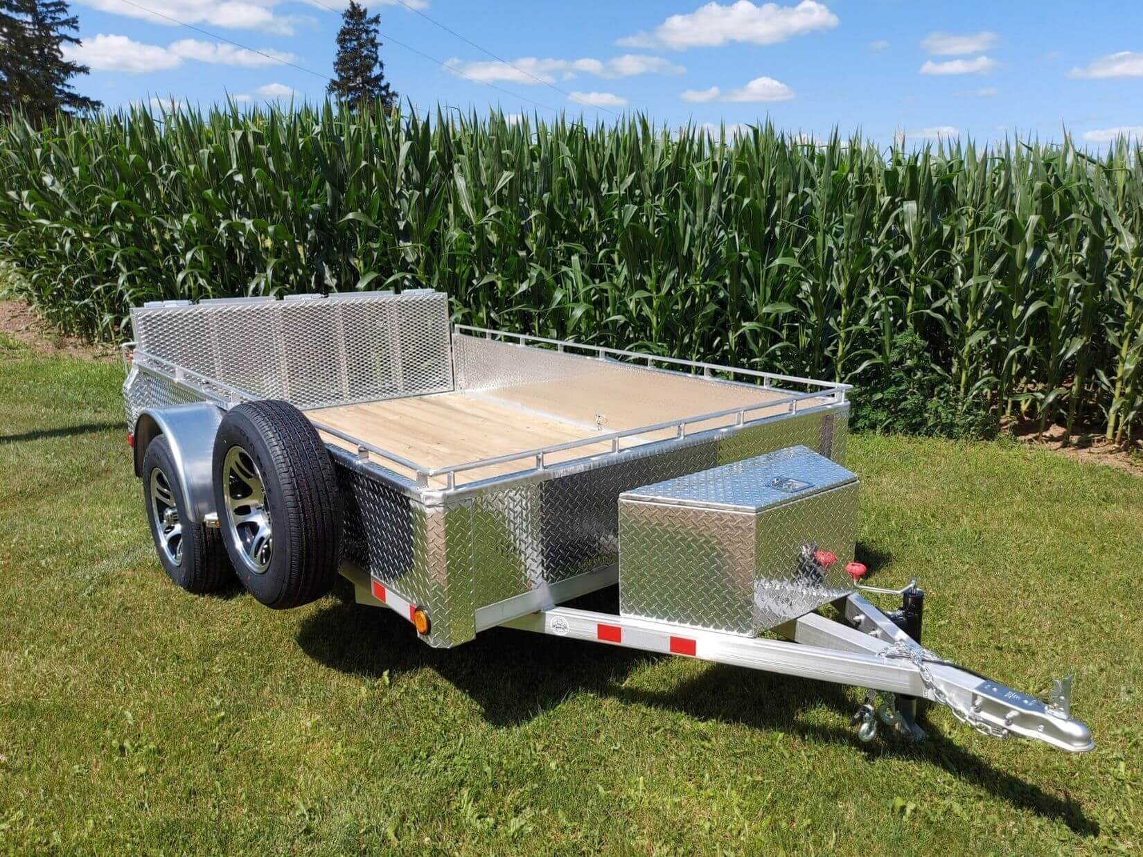 Where Is The Axle On A Trailer? | Rhinotrail